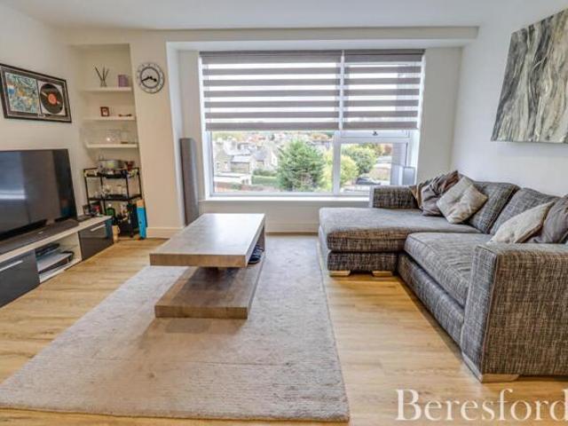For Sale 1 Bedroom Shared Living/roommate Brentwood Essex DS99290603