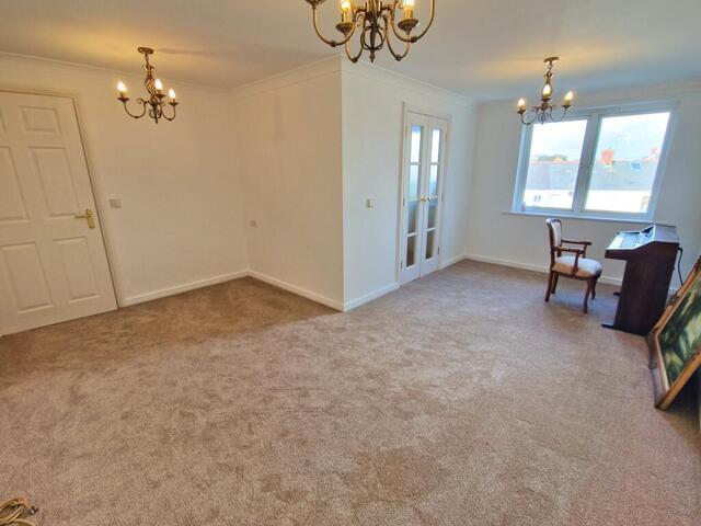 For Sale 1 Bedroom Shared Living/roommate Bridgend Bridgend DLS99952408