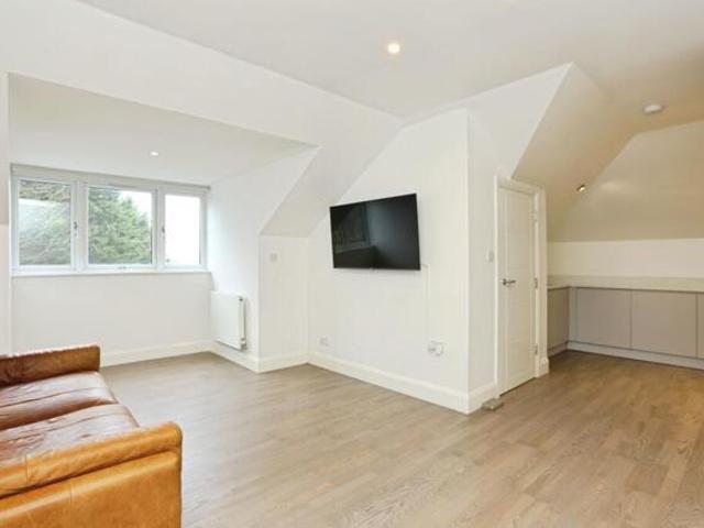 For Sale 1 Bedroom Shared Living/roommate Bromley Greater London DS100649066