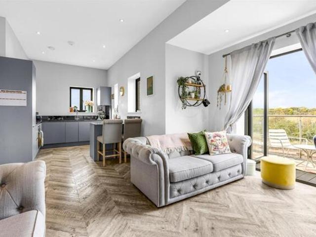 For Sale 1 Bedroom Shared Living/roommate Brookmans Park Brookmans Park DS100058064