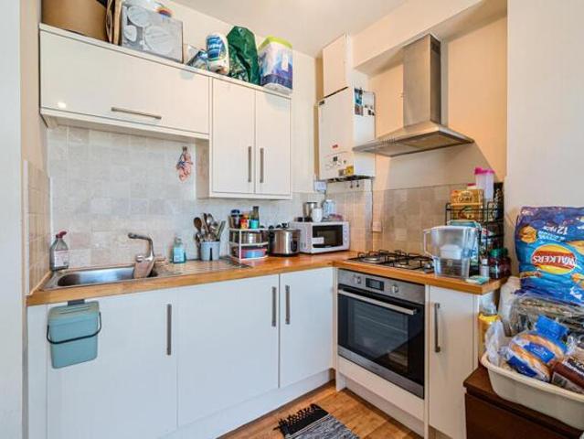 For Sale 1 Bedroom Shared Living/roommate Cheltenham Gloucestershire DS100854875