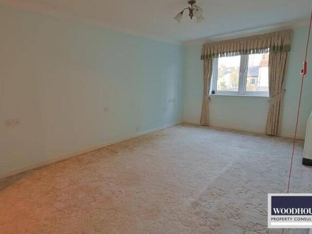 For Sale 1 Bedroom Shared Living/roommate Cheshunt Hertfordshire DLS98903286