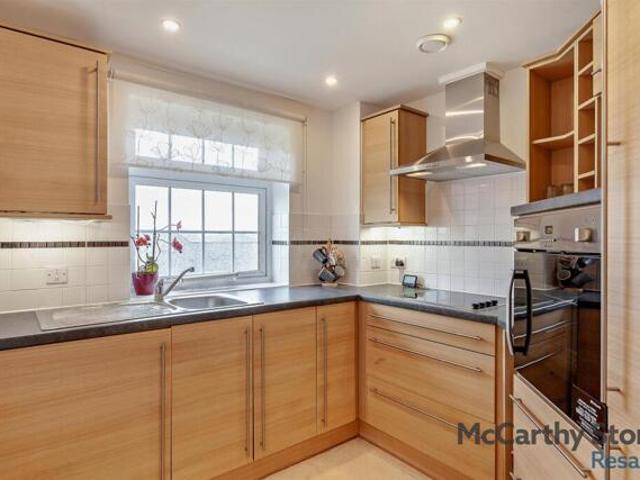 For Sale 1 Bedroom Shared Living/roommate Chipping Ongar Essex DS98377570