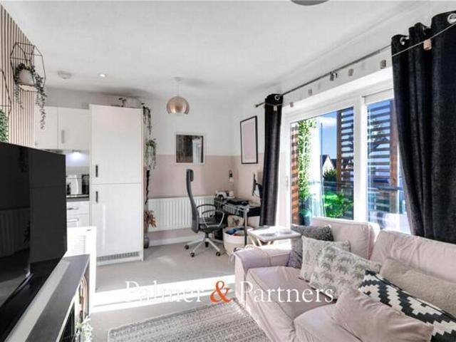 For Sale 1 Bedroom Shared Living/roommate Colchester Essex DS100456628