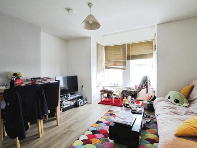 For Sale 1 Bedroom Shared Living/roommate Colchester Essex DS101996174