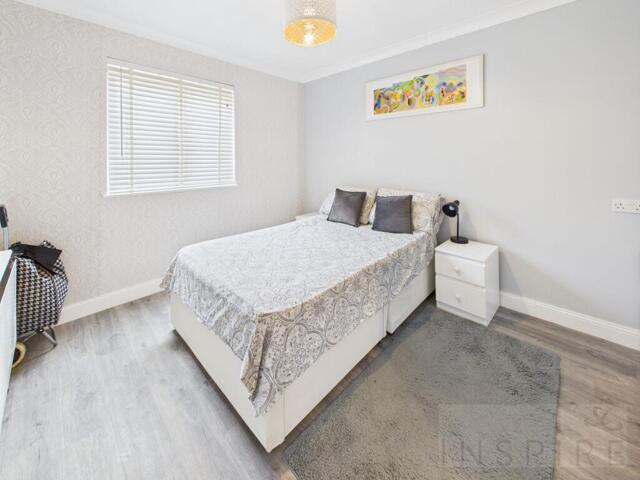 For Sale 1 Bedroom Shared Living/roommate Crawley West Sussex DLS100342861