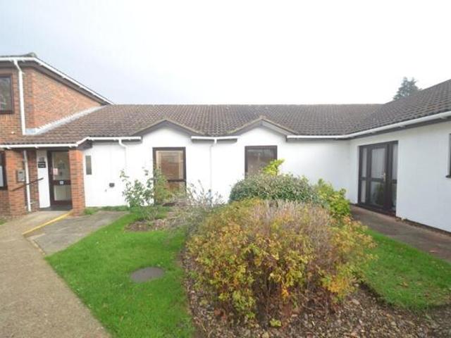 For Sale 1 Bedroom Shared Living/roommate Croydon Greater London DS98297034