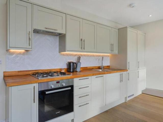 For Sale 1 Bedroom Shared Living/roommate Croydon Greater London DS100614876