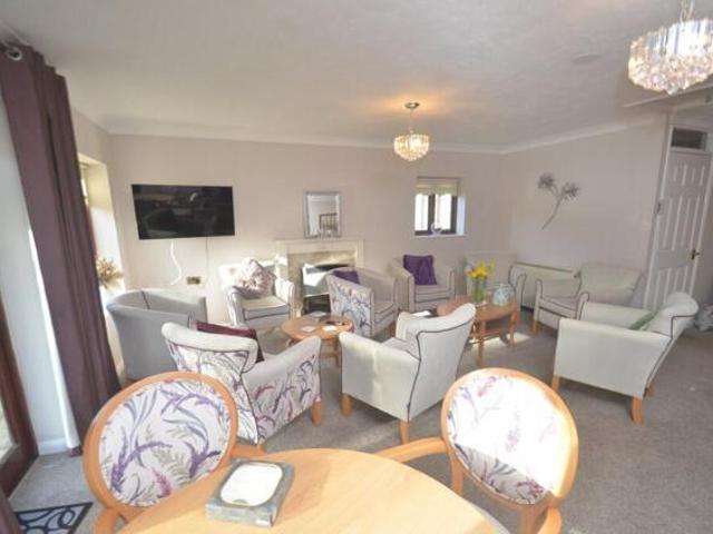 For Sale 1 Bedroom Shared Living/roommate Croydon Greater London DS100132523