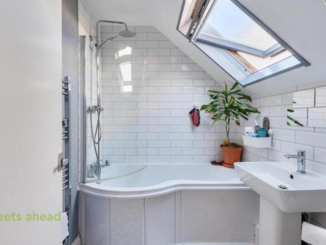 For Sale 1 Bedroom Shared Living/roommate Croydon Greater London DS101996100