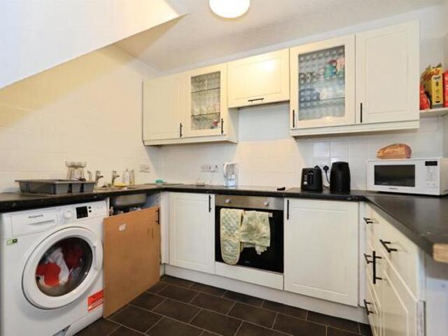 For Sale 1 Bedroom Shared Living/roommate Dudley West Midlands DLS101025893