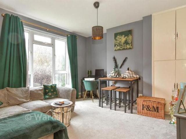 For Sale 1 Bedroom Shared Living/roommate Dartford Kent DS98278409