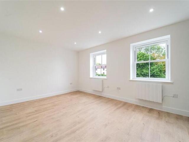 For Sale 1 Bedroom Shared Living/roommate Dedham Essex DLS99840045