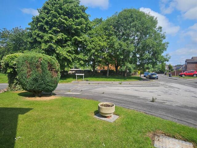 For Sale 1 Bedroom Shared Living/roommate Derby Derbyshire DLS99130023