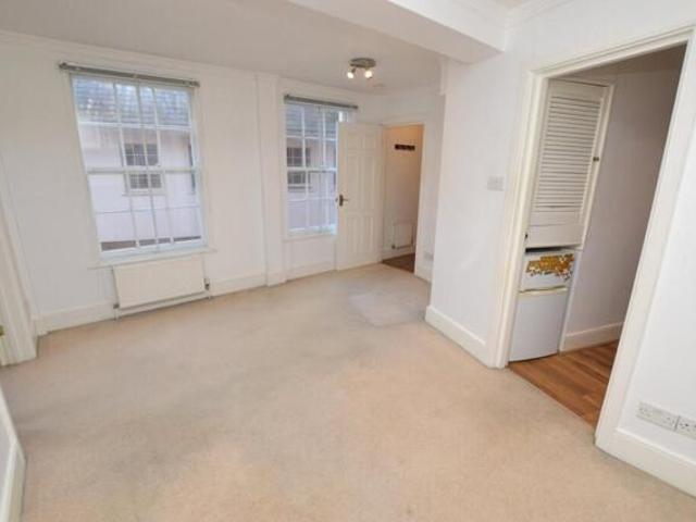 For Sale 1 Bedroom Shared Living/roommate Exeter Devon DLS100426587