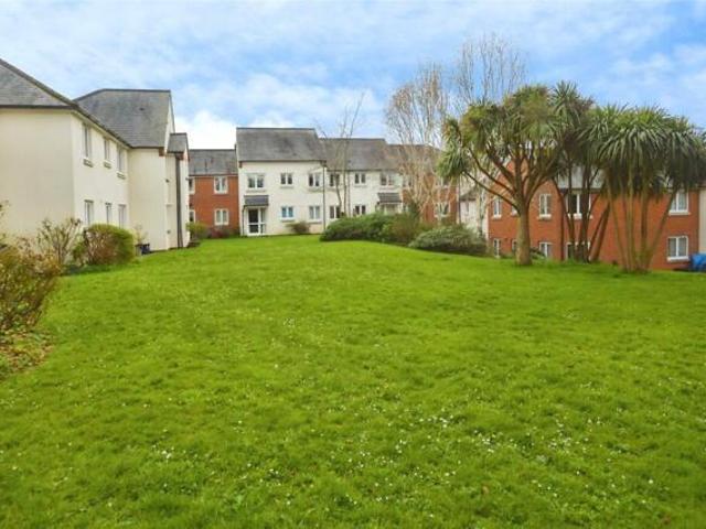 For Sale 1 Bedroom Shared Living/roommate Exeter Devon DLS100398224