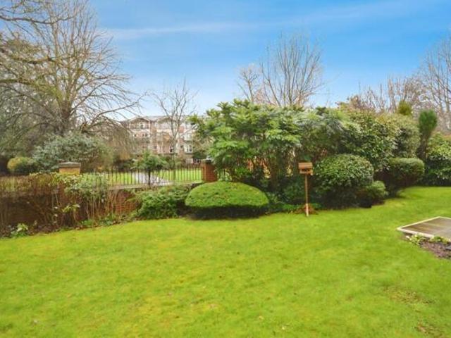 For Sale 1 Bedroom Shared Living/roommate Exeter Devon DS101231582