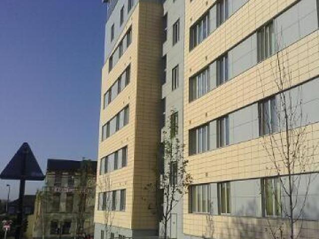 For Sale 1 Bedroom Shared Living/roommate Ealing Great London DLS98765811