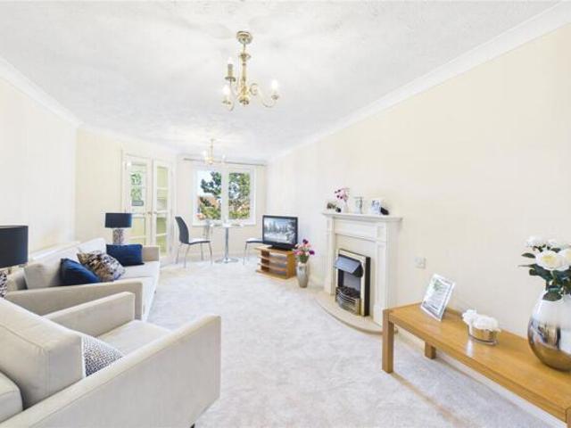 For Sale 1 Bedroom Shared Living/roommate East Grinstead West Sussex DS99344880