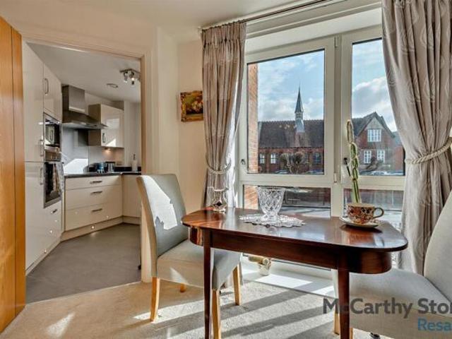 For Sale 1 Bedroom Shared Living/roommate East Sussex East Sussex DS99840092