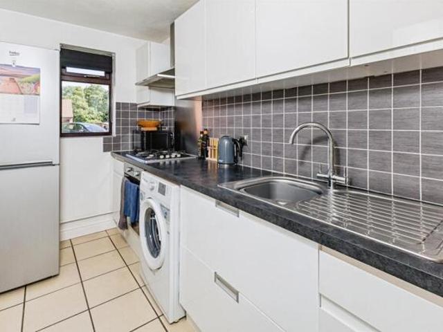 For Sale 1 Bedroom Shared Living/roommate Earley Berkshire DLS99774087