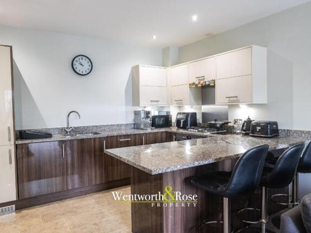 For Sale 1 Bedroom Shared Living/roommate Edgbaston Birmingham DS101278339