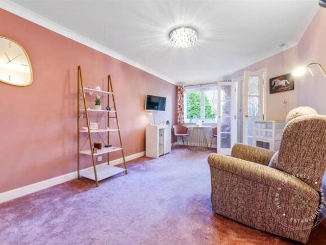 For Sale 1 Bedroom Shared Living/roommate Fairwater Fairwater DLS101676761