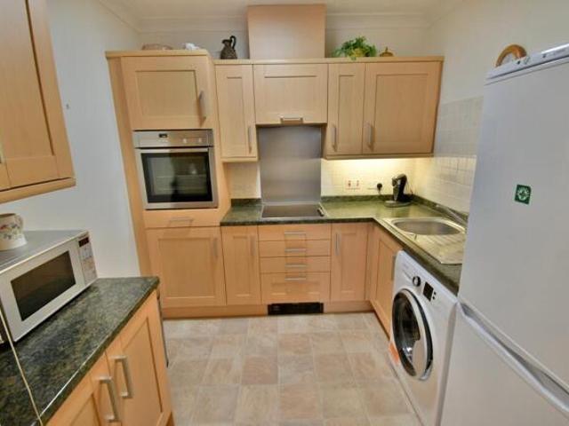 For Sale 1 Bedroom Shared Living/roommate Ferndown Dorset DS100786587