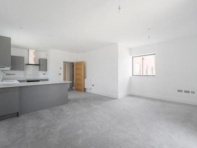 For Sale 1 Bedroom Shared Living/roommate Frome Somerset DS99608463