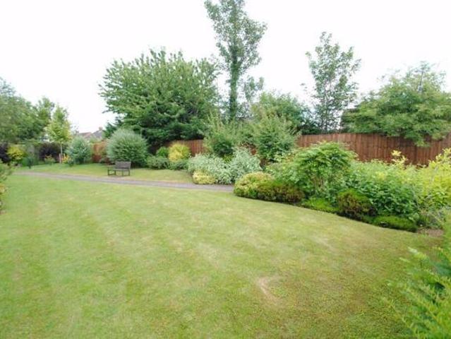 For Sale 1 Bedroom Shared Living/roommate Gloucestershire Gloucestershire DLS100426009