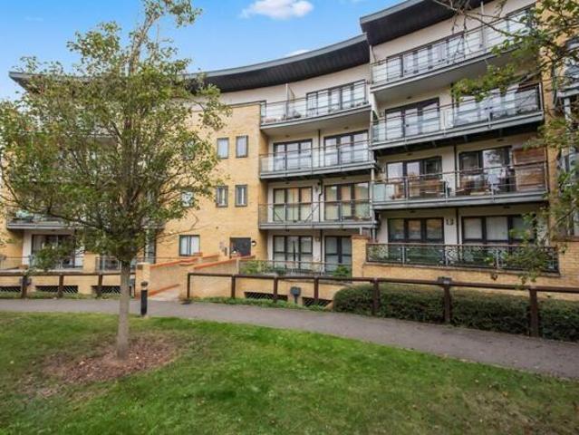 For Sale 1 Bedroom Shared Living/roommate Greenhithe Kent DS100343000