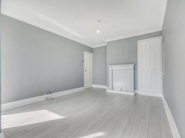For Sale 1 Bedroom Shared Living/roommate Hutton Hutton DLS100541099