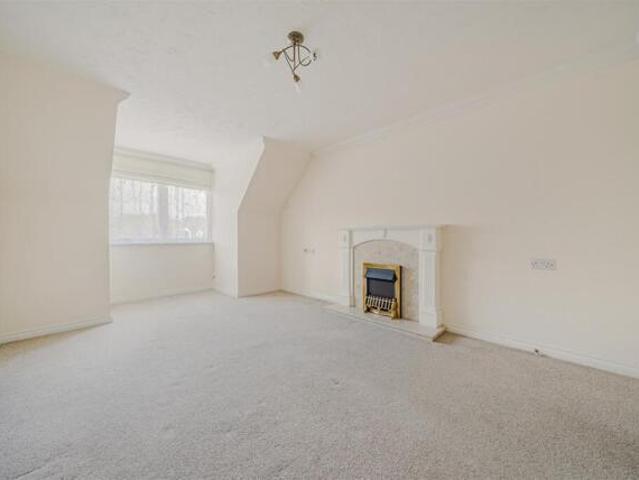 For Sale 1 Bedroom Shared Living/roommate Hythe Hampshire DLS101676383