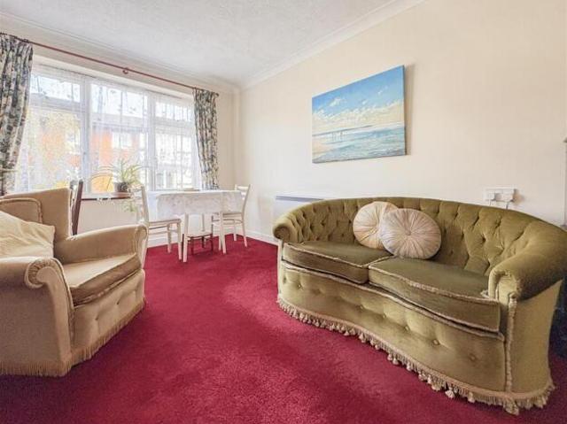 For Sale 1 Bedroom Shared Living/roommate Hastings East Sussex DLS98864768