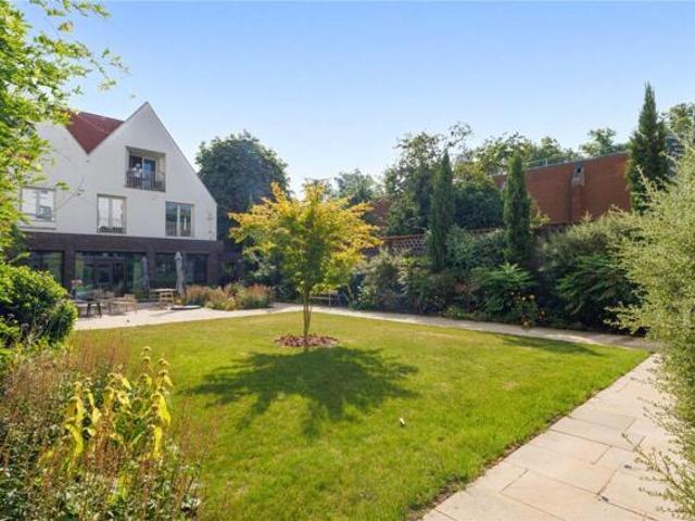 For Sale 1 Bedroom Shared Living/roommate Harpenden Hertfordshire DS98404485