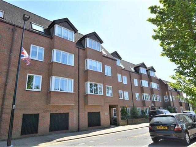 For Sale 1 Bedroom Shared Living/roommate Harrow Great London DLS99895271