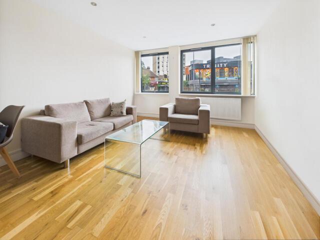 For Sale 1 Bedroom Shared Living/roommate Harrow Greater London DS101316276