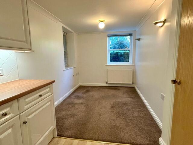 For Sale 1 Bedroom Shared Living/roommate Haworth Bradford DLS99895418