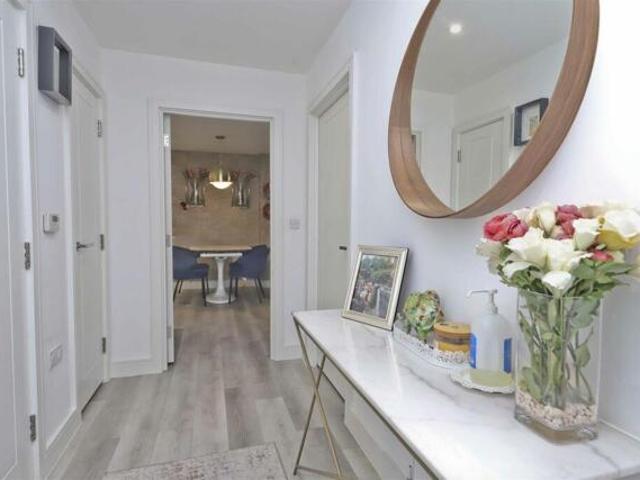 For Sale 1 Bedroom Shared Living/roommate Hayes Greater London DLS99642080