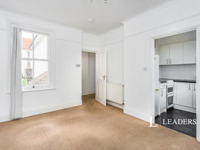 For Sale 1 Bedroom Shared Living/roommate Haywards Heath West Sussex DS101678873