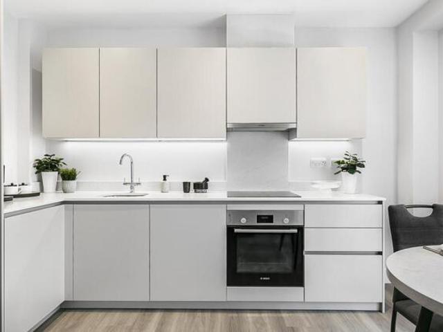 For Sale 1 Bedroom Shared Living/roommate Hertfordshire Hertfordshire DS98801099