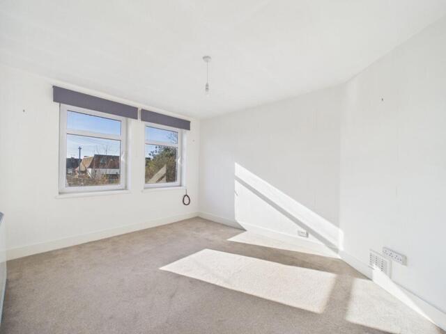For Sale 1 Bedroom Shared Living/roommate Hitchin Hertfordshire DLS100615249