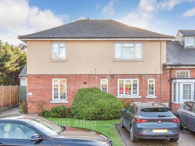 For Sale 1 Bedroom Shared Living/roommate Hornchurch Great London DS98154162