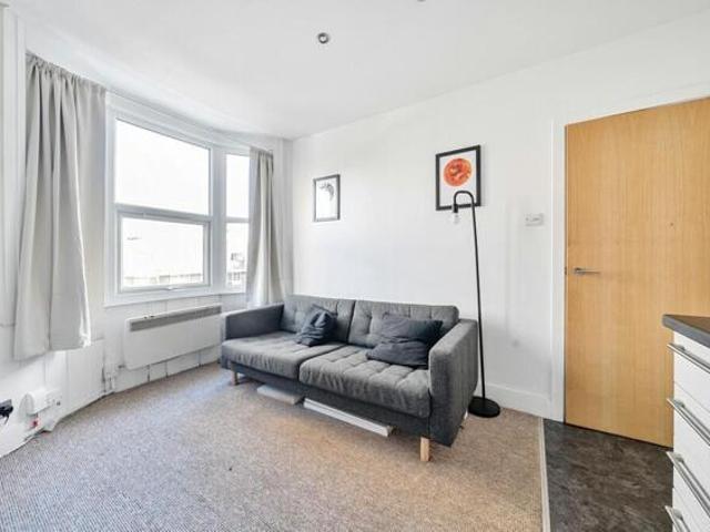 For Sale 1 Bedroom Shared Living/roommate Hove Brighton And Hove DLS98503982
