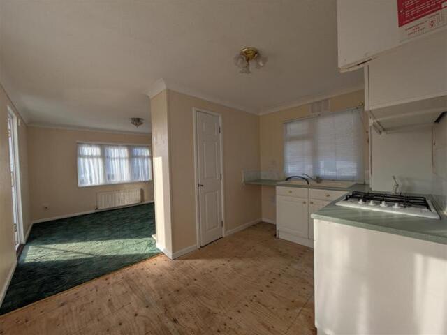 For Sale 1 Bedroom Shared Living/roommate Kent Kent DLS100917552