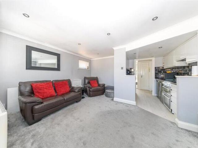 For Sale 1 Bedroom Shared Living/roommate Luton Luton DS99523817