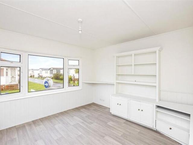 For Sale 1 Bedroom Shared Living/roommate Lancing West Sussex DS99092730