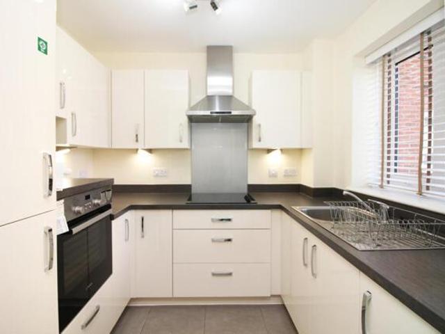 For Sale 1 Bedroom Shared Living/roommate Lancs Lancashire DLS99895590