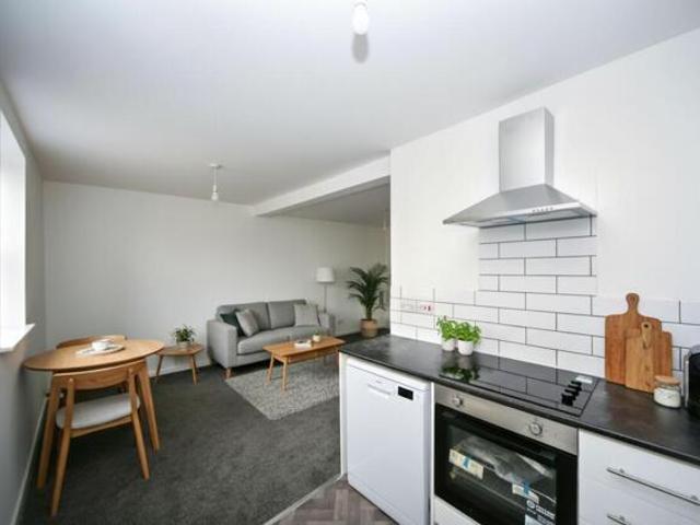 For Sale 1 Bedroom Shared Living/roommate Leigh Wigan DLS101675452