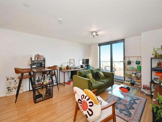 For Sale 1 Bedroom Shared Living/roommate London Greater London DLS99237343